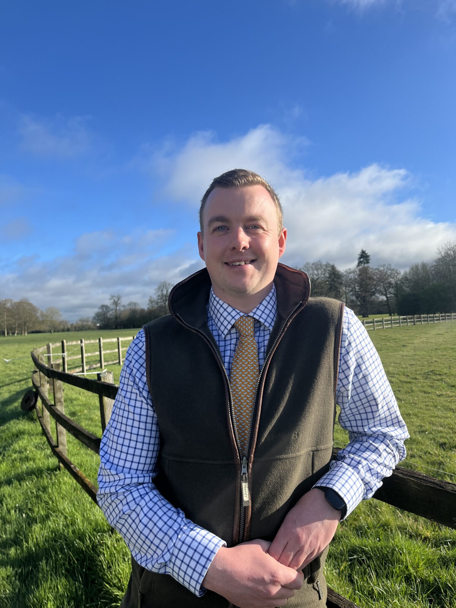 Who to contact - Broadlands Estates